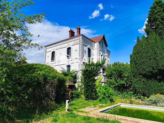 Maison à vendre - Viviez - 8 pièces - 4 chambres