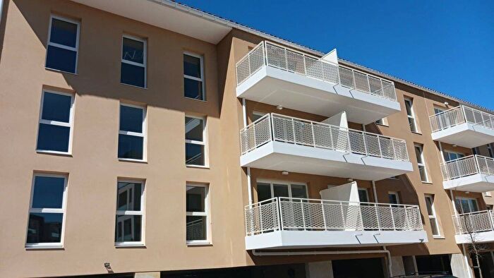 Appartement à louer - Carraire, Miramas - 3 pièces - 2 chambres