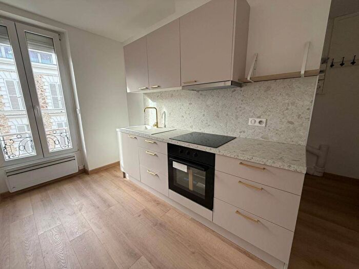 Appartement à louer - Centre Ville, Villemomble - 2 pièces - 1 chambre