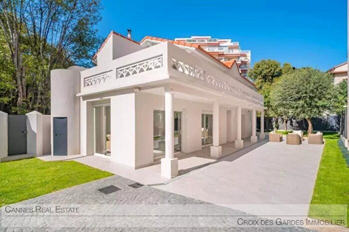 Maison 7 pièces à vendre - Cannes, Pointe Croisette
