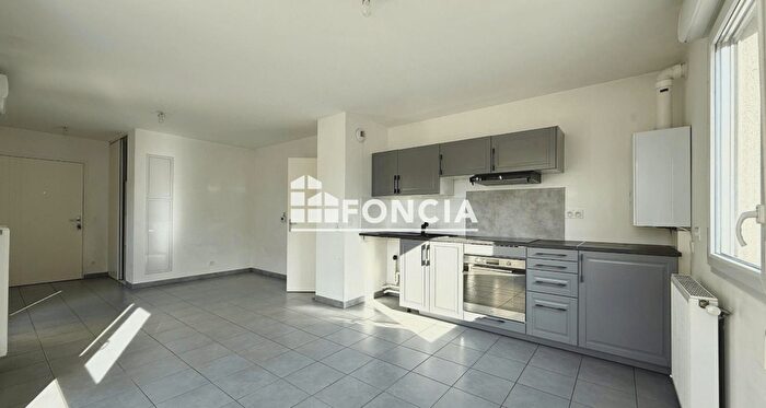 Appartement à vendre - Bourgoin-Jallieu, Champaret, Boussieu - 2 pièces - 1 chambre