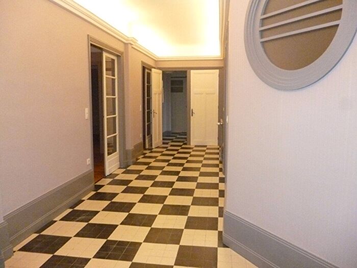 Appartement à louer - Le Centre-Gare, Roanne - 5 pièces - 3 chambres