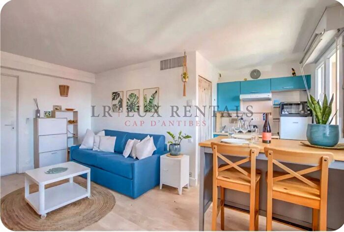 La Mer-Le Puadon-Cannes Eden, Vallauris : Appartement 2 pièces à louer