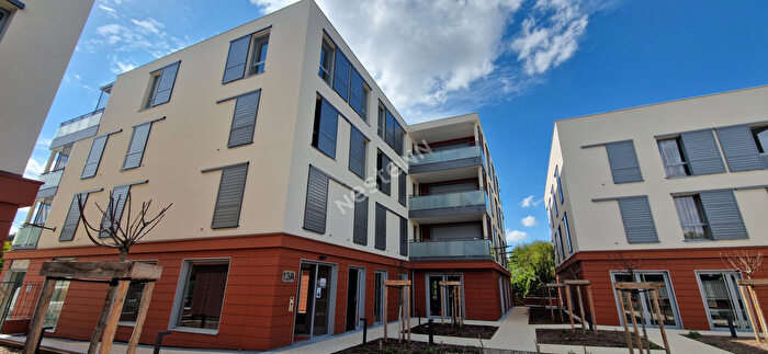 Appartement à vendre - Genas - 4 pièces - 3 chambres