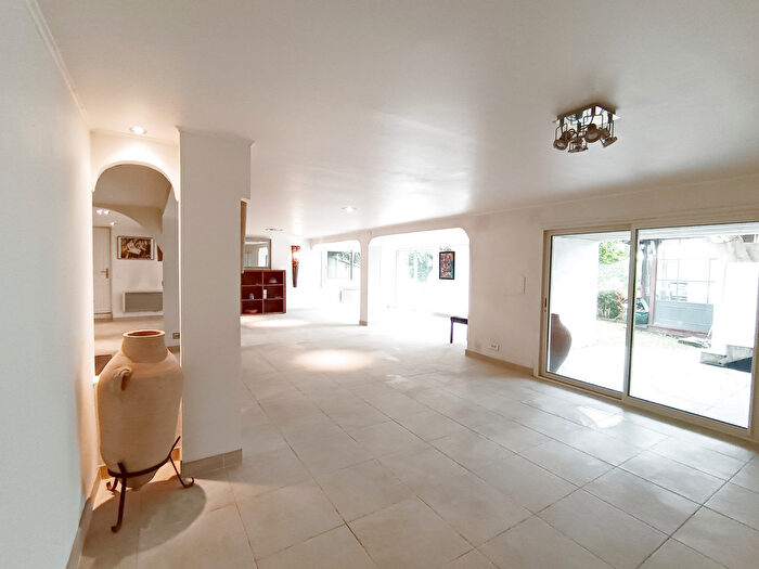 Maison à vendre - Bassussarry - 5 pièces - 4 chambres