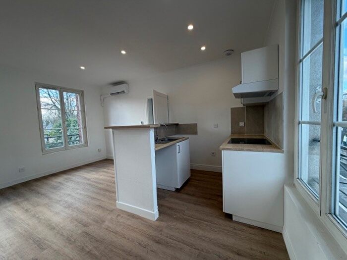 Appartement à louer - Draveil, Centre-ville - 2 pièces - 1 chambre