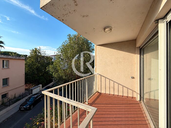 Hyères, Port : Appartement 1 pièce à vendre