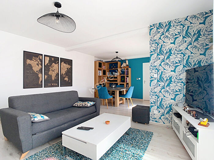 Avrillé, Adézière, Etang, Bosquets, Croix-Cadeau, Fléchet - Appartement 4 pièces à vendre