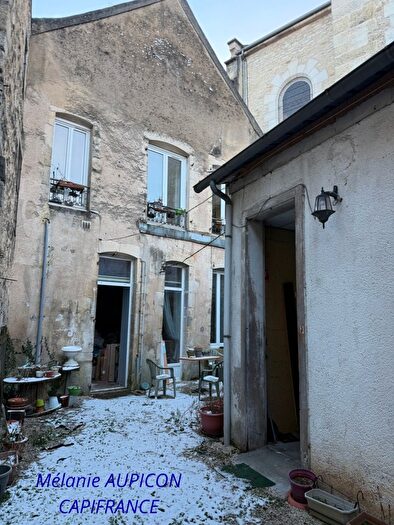 Maison à vendre - Montbard - 8 pièces - 4 chambres