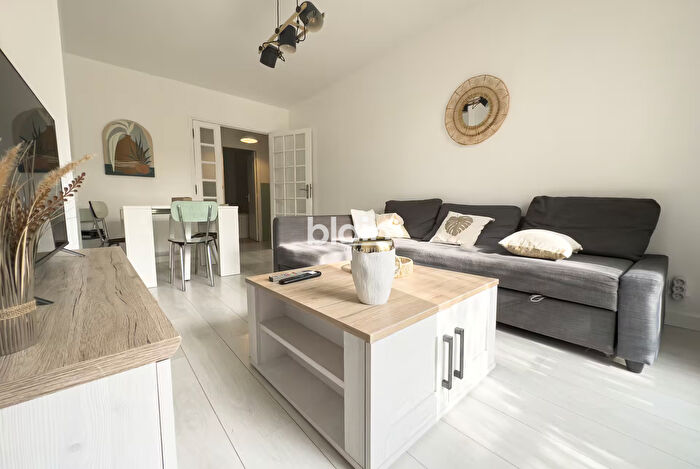 Grenoble, La Capuche, Grands Boulevards : Appartement 4 pièces à louer