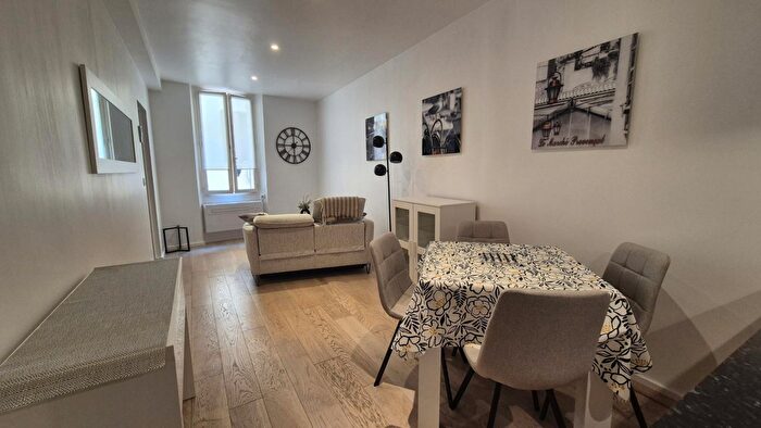 Appartement 2 pièces à louer - Antibes, Coeur de ville