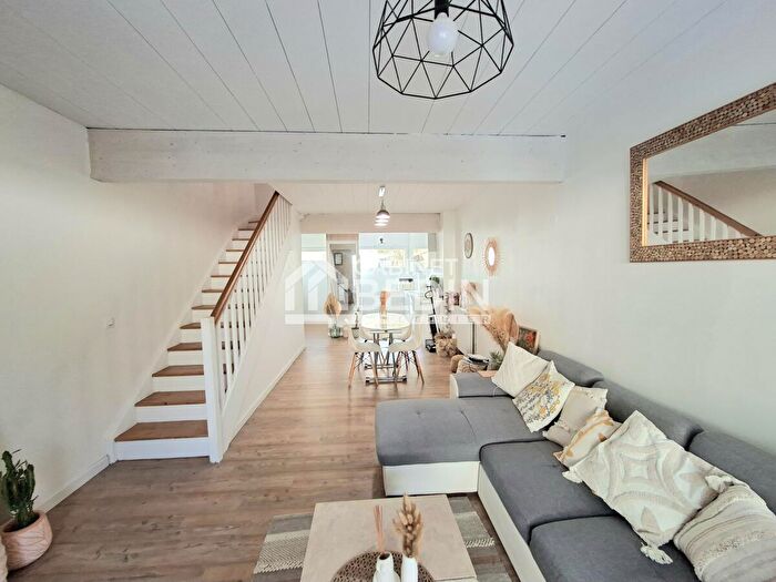 Maison à vendre - Artigues-près-Bordeaux - 4 pièces - 2 chambres