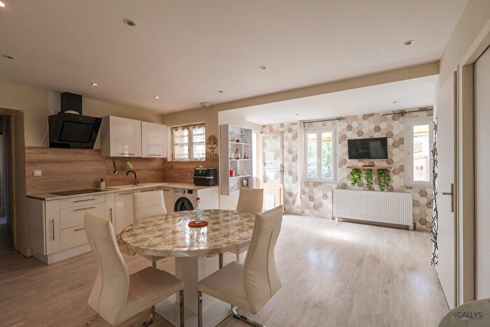 Maison à vendre - Saujon - 5 pièces - 3 chambres