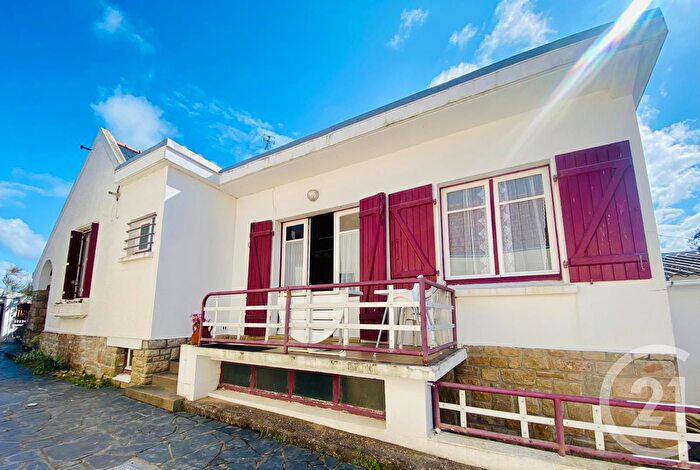Maison à vendre - Quiberon, Centre-ville, Grande Plage, Port Maria, Goviro, Kervozès - 4 pièces - 3 chambres
