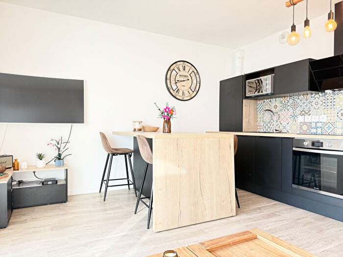 Appartement à vendre - Vannes, Gare - 2 pièces - 1 chambre