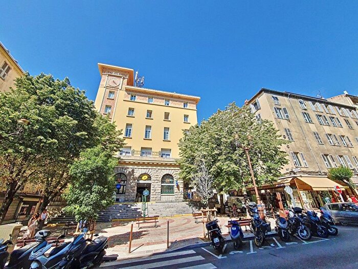 Appartement 4 pièces à louer - Ajaccio, Citadelle