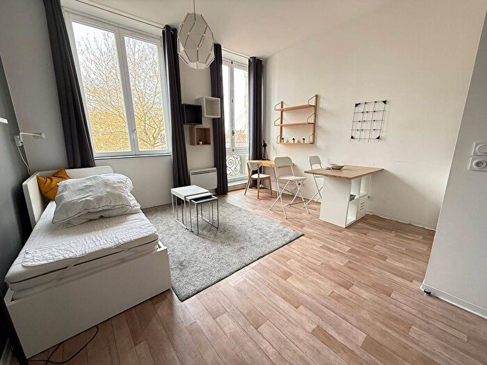 Appartement 1 pièce à louer à Edouard Vaillant-Vauban-Barbieux, Roubaix