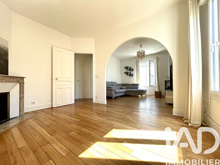 Montereau-Fault-Yonne, Ville basse : Appartement 3 pièces à vendre