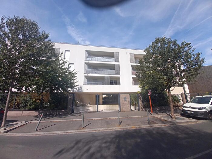 Noisy-le-Grand, Centre-ville - Appartement 4 pièces à vendre