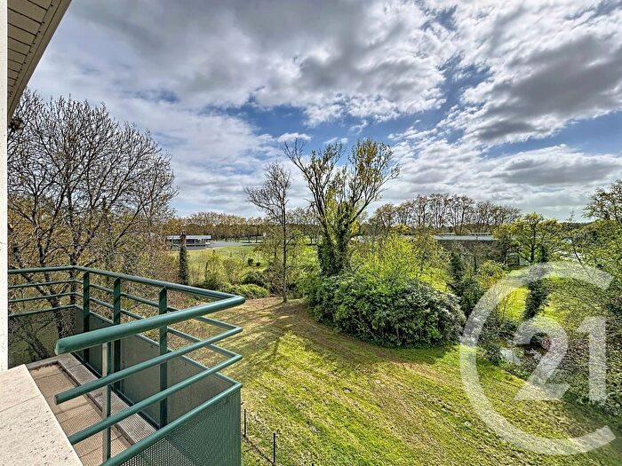 Appartement à louer - Le Brandier, Gradignan - 5 pièces - 4 chambres