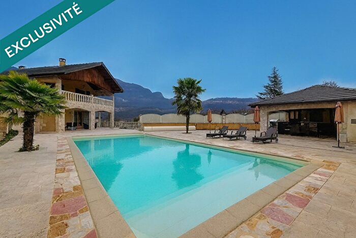 Maison à vendre - Chambéry, Le Vieux - 7 pièces - 5 chambres