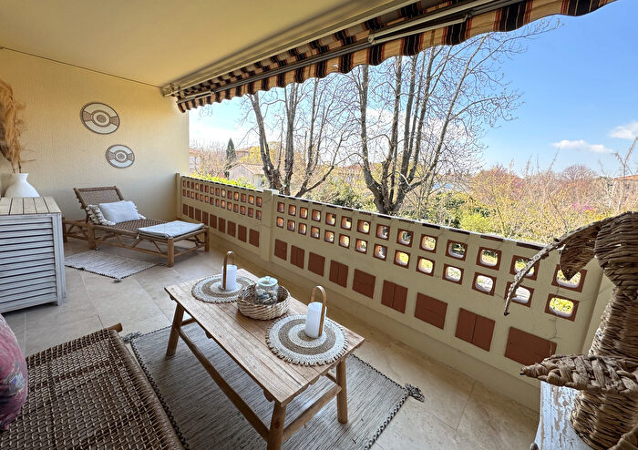 Appartement à vendre - Aix-en-Provence, Centre-ville - 3 pièces - 2 chambres