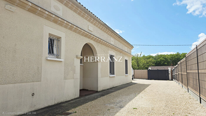 Maison à vendre - Targon - 5 pièces - 4 chambres