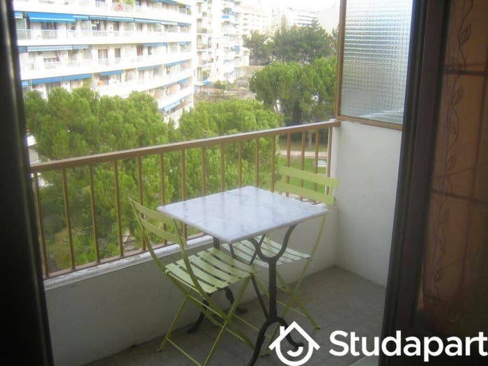 Appartement 2 pièces à louer - Cinq Avenues, Marseille 4ème arrondissement