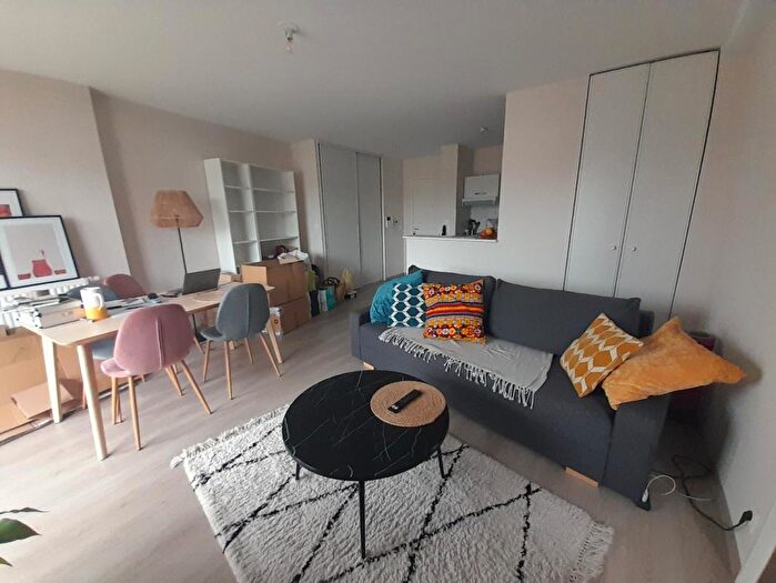 Appartement 2 pièces à louer à Quartiers Centre, Alphonse Guérin