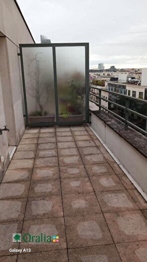 Appartement à louer - Hôtel de Ville, Courbevoie - 1 pièce