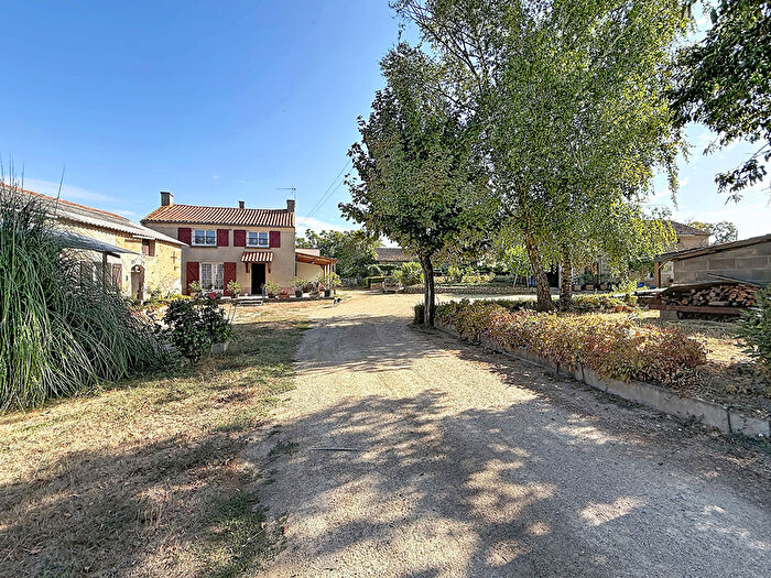 Saint-Georges-sur-Layon : Maison 4 pièces à vendre