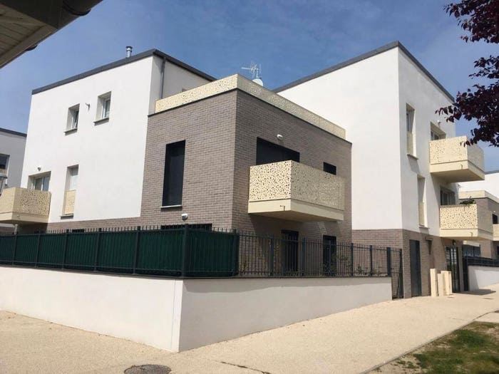Bruyères-le-Châtel : Appartement 3 pièces à louer