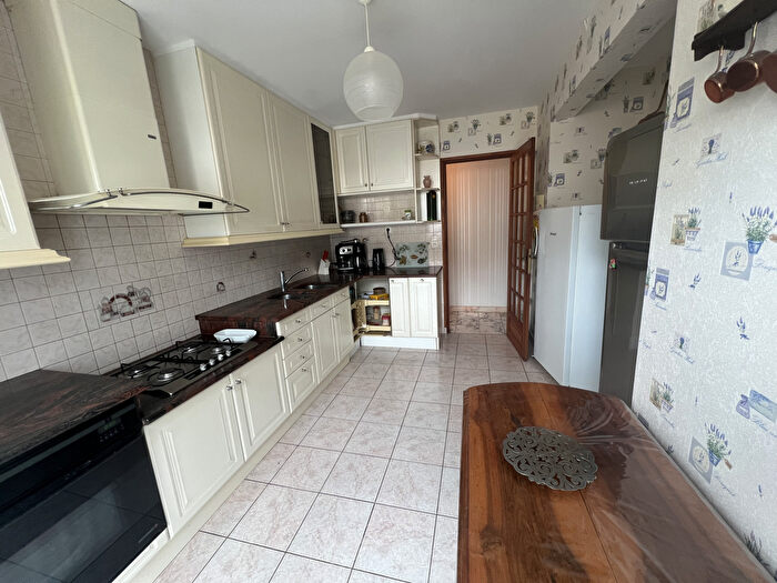 Appartement à vendre - Chartres, Hôtel Dieu, Grand Faubourg - 4 pièces - 2 chambres