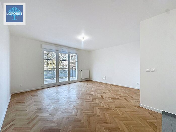 Appartement à louer - La Garenne, LIsle-Adam - 2 pièces - 1 chambre