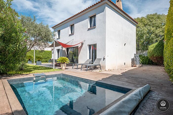 Maison 5 pièces à Marseille 8ème, à vendre