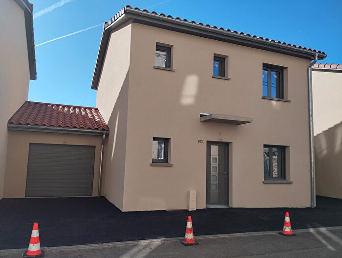 Maison à louer - Saint-Chamond - 4 pièces - 3 chambres