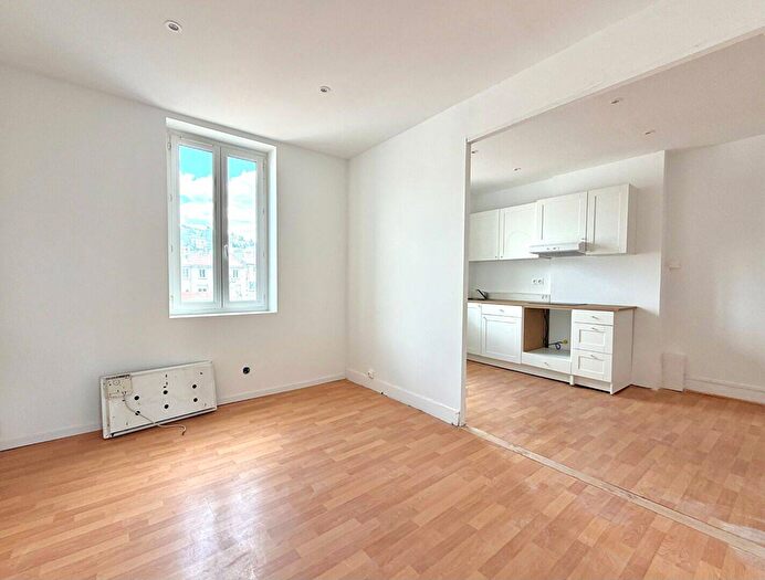 Badouillère-Saint Roch-Valbenoîte, Saint-Étienne - Appartement 3 pièces à louer