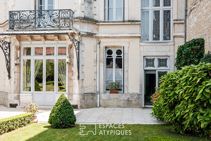 Appartement à vendre - Niort, Centre-ville - 6 pièces - 3 chambres