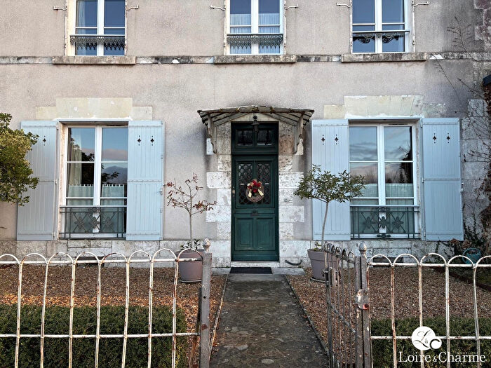 Maison à vendre - Blois, Vienne, Bas-Rivière - 8 pièces - 6 chambres