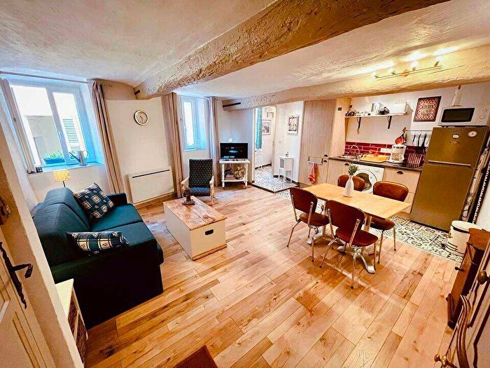 Appartement à louer - Hyères - 1 pièce