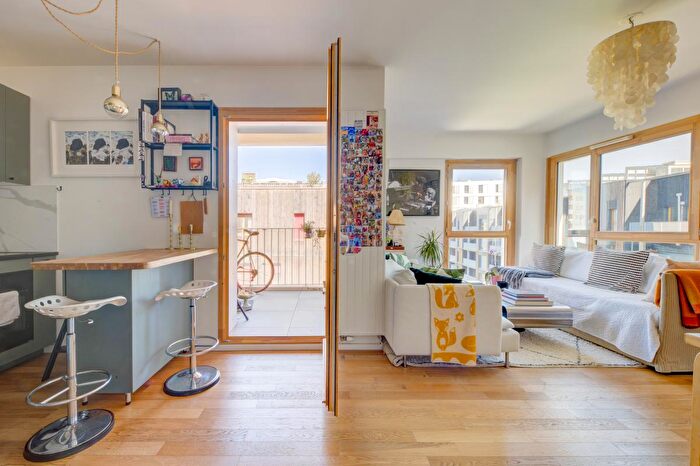 Appartement 3 pièces à vendre - Saint-Ouen, Victor Hugo, Les Docks