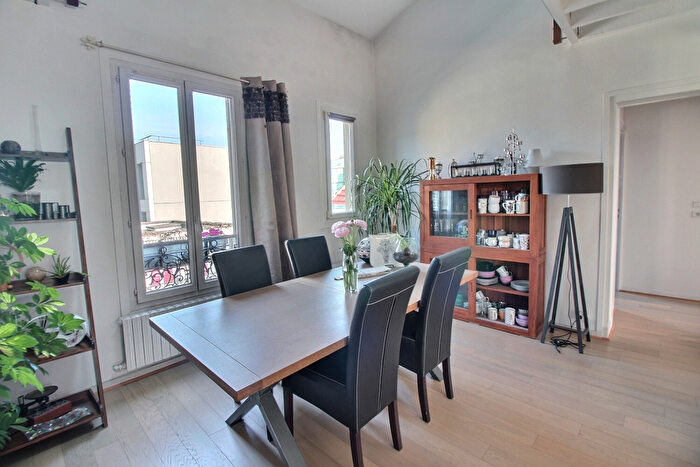 Appartement à vendre - Suresnes, Carnot, Gambetta - 4 pièces - 3 chambres