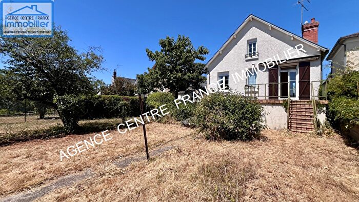 Bourges, Aéroport, Vauvert, Pierrelay, Pissevieille : Maison 5 pièces à vendre
