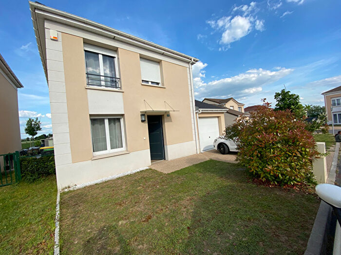 Maison à vendre - Bruyères-sur-Oise - 5 pièces - 3 chambres