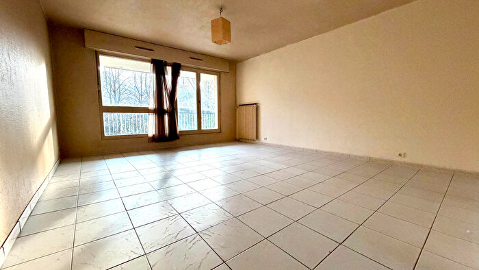 Appartement 3 pièces à vendre - Évry, Les Epinettes