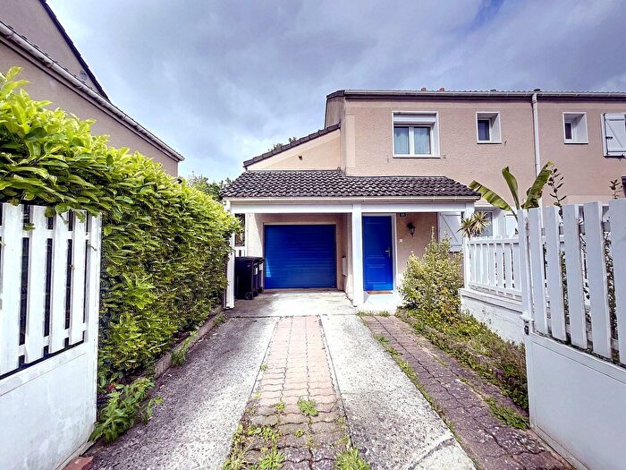 Maison 5 pièces à louer à Chat Perche Sud, Cergy