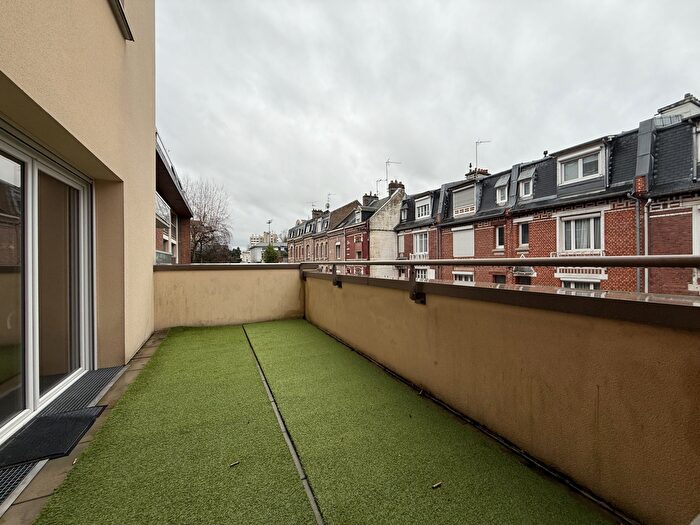 Appartement à louer - Amiens - 3 pièces - 2 chambres