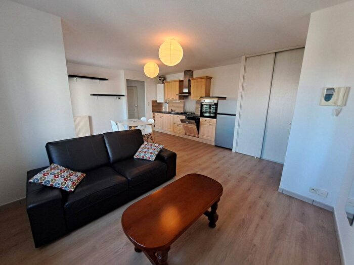 Appartement à louer - Leon Blum-La Raye Dieu, Clermont-Ferrand - 2 pièces - 1 chambre