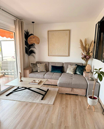 Appartement à vendre - Antibes, Antibes-les-Pins, Trianon, Le Fournel, Peyregoue - 2 pièces - 1 chambre