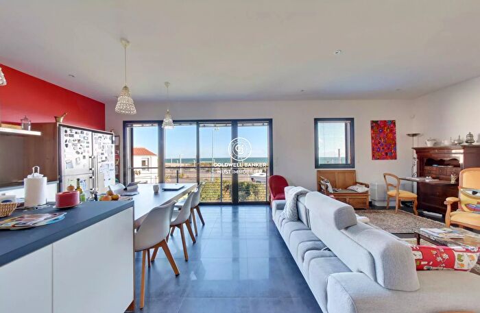 Maison à vendre - Saint-Cyprien, Plage de lArt - 6 pièces - 3 chambres